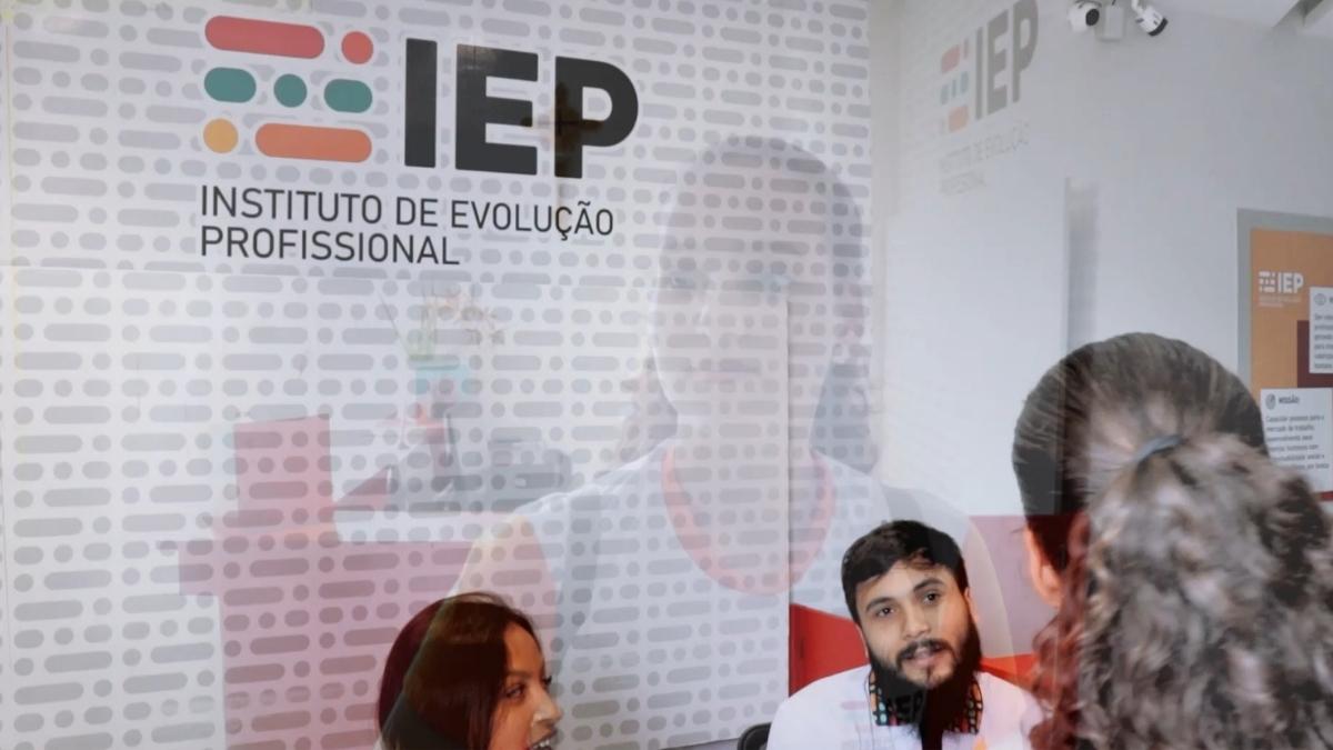Construindo pontes para o futuro: o legado de sucesso do IEP ao longo ...